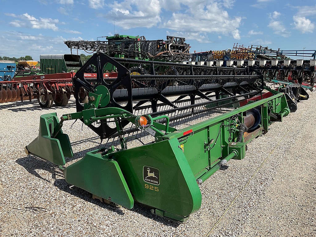 John Deere 925 Grain Platform