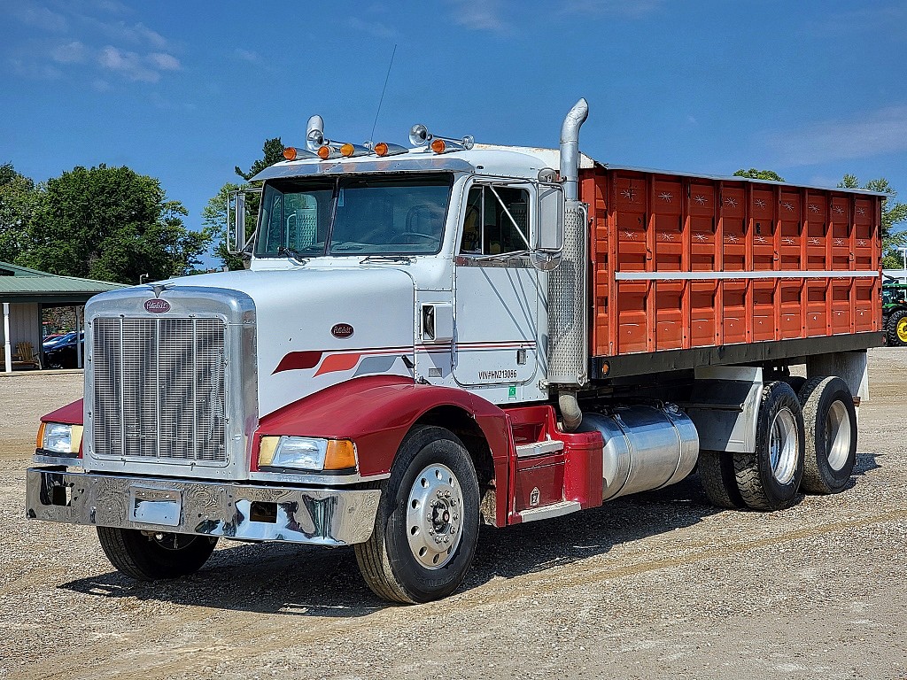 1987 Peterbuilt 377 Truck