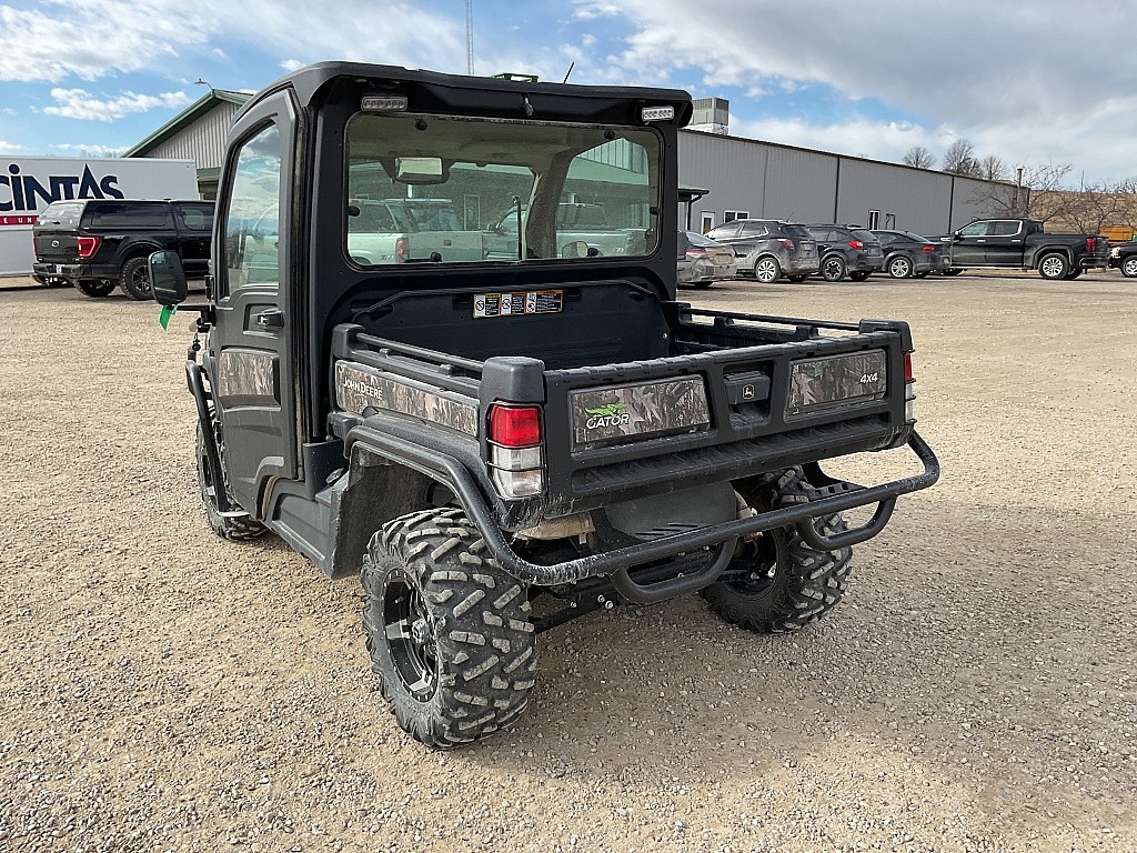 2023 John Deere 835R Gator