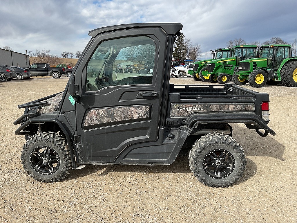 2023 John Deere 835R Gator