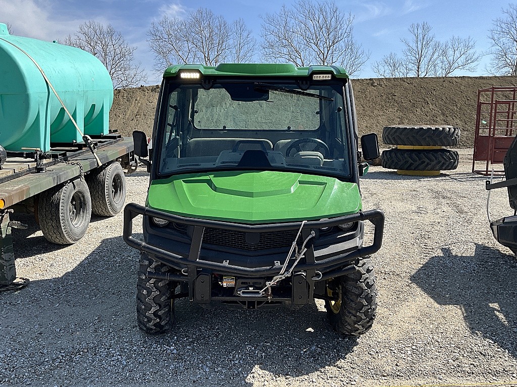 2018 John Deere 835R Gator