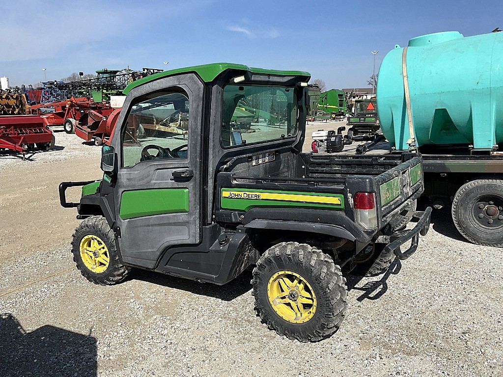 2018 John Deere 835R Gator
