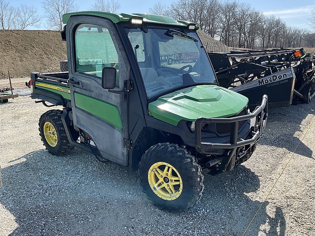 2018 John Deere 835R Gator